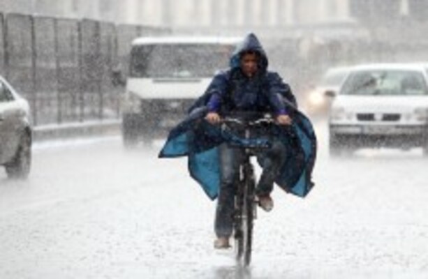 Bring your raincoat today: Orange alert issued for heavy rainfall