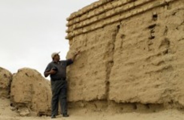 Berlin museum seeks return of ancient gold tablet taken to US after the ...