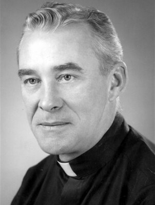 Meet the reverend who participated in the 1949 exorcism that inspired ...