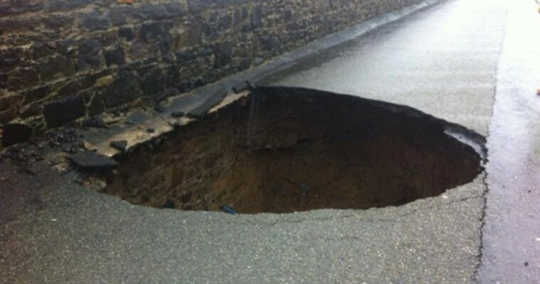 Biggest Pothole Ever Pic of the Day · TheJournal.ie