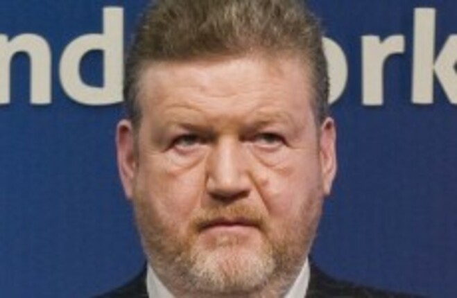 Who are the HSE board members James Reilly will ask to resign?