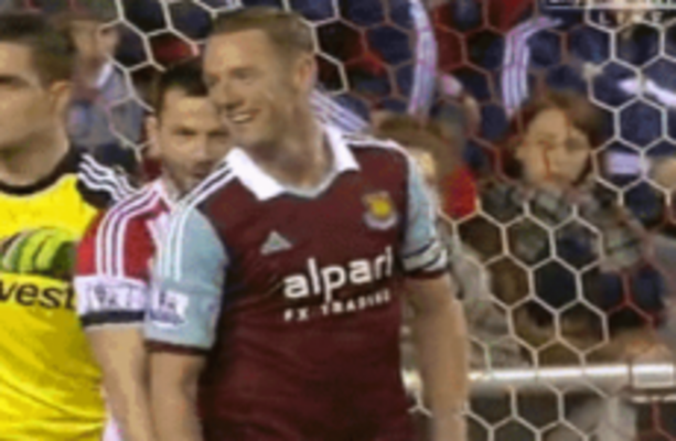 Phil Bardsley plays the man AND the balls while marking Kevin Nolan