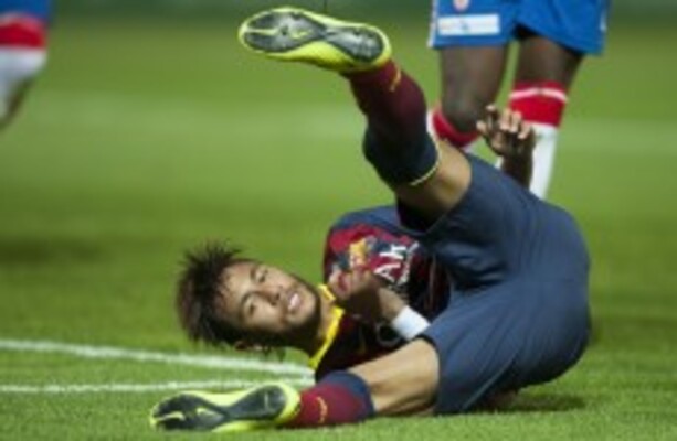 This embarrassing Neymar dive will make you cringe · The 42