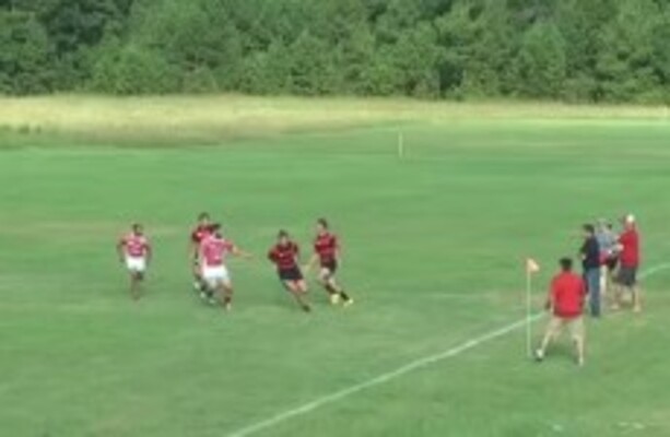 American scrum-half sets up try with class around-the-back dummy pass