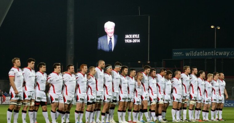Ulster team pay their respect to Irish rugby giant Jack Kyle at Thomond ...