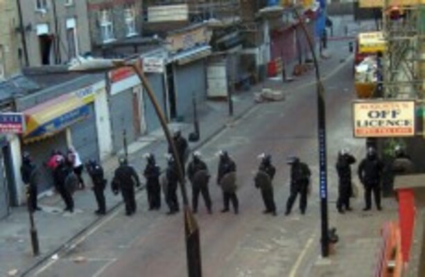Latest: Violence breaks out in London for a third day · TheJournal.ie