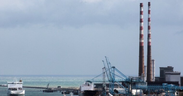 The Poolbeg chimneys are staying on the Dublin skyline · TheJournal.ie