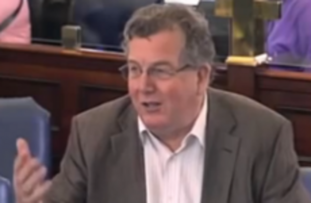 'I was a very happy drinker for about 44 years': Senator reveals battle ...