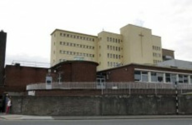 Drogheda hospital criticised after confidential patient records found ...