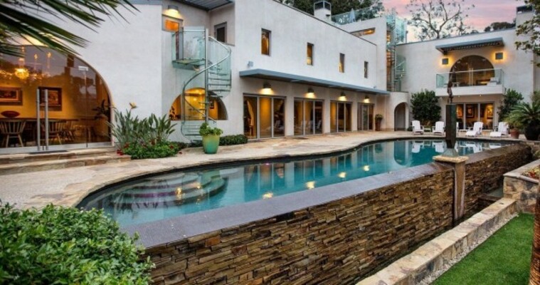 Take a tour of the ultra-modern estate of 'Simpsons' co-creator Sam Simon