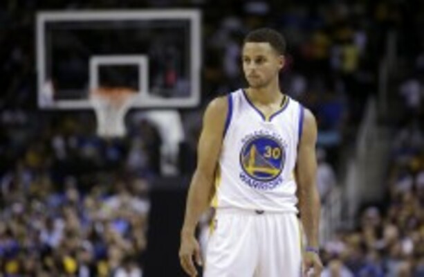 Steph Curry is so good at basketball he can high-five a team-mate in ...