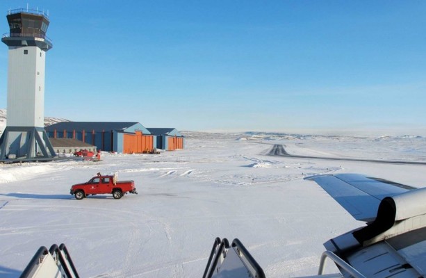 This is what it's like to live at the US's most remote and isolated air ...