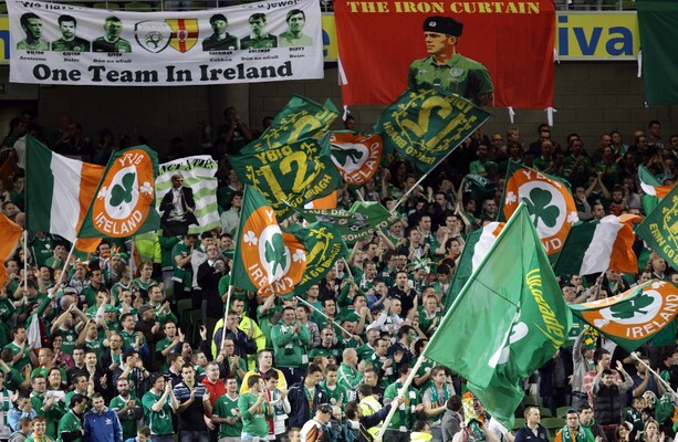 Davy Keogh says hello! A brief history of Irish flags on tour · The 42