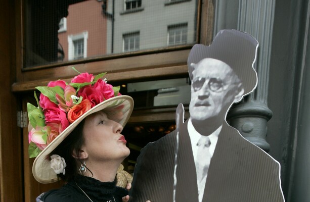 Nutty gizzards, free readings and bus tours: Here's your Bloomsday 2016 ...
