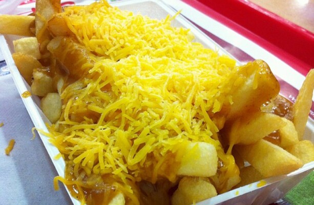 9 photos that will explain the glory of curry cheese chips to the rest ...
