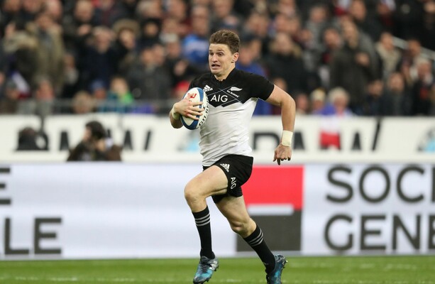 Barrett caps stellar year with try and All Black victory in Paris