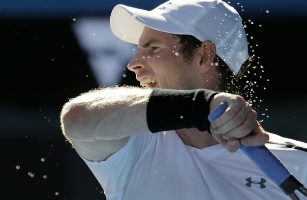 Murray, Williams survive Melbourne heat but Halep becomes first ...