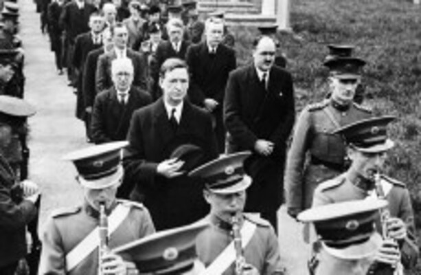 Shatter considers pardon for Irish soldiers persecuted for fighting Hitler