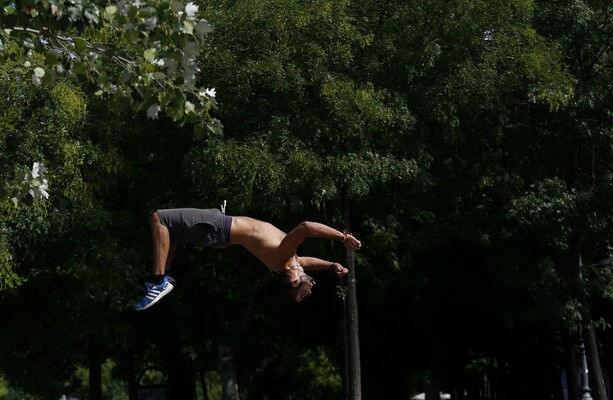 Parkour stunt goes wrong as man falls 40 feet down chimney