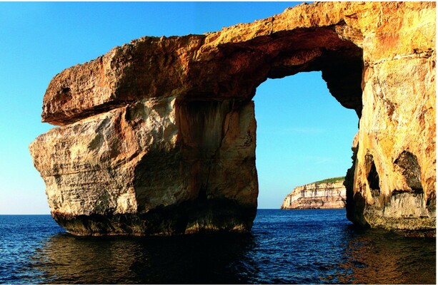 "Heartbreaking": Malta's iconic Azure Window arch has collapsed after a ...