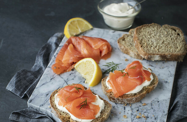 DELUXE Irish Organic Smoked Salmon · TheJournal.ie