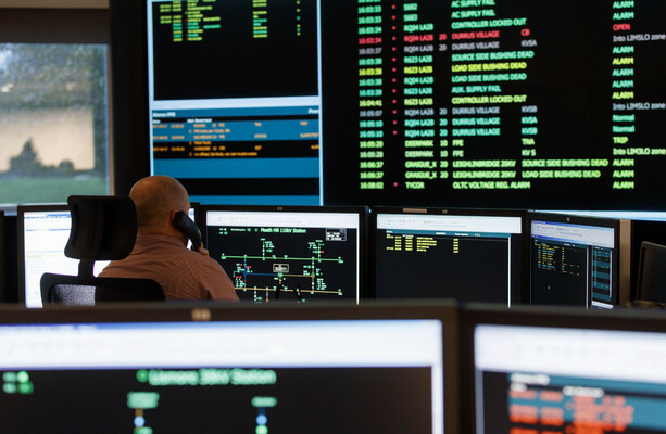 Here's how the ESB Networks 'situation room' is preparing for Storm ...