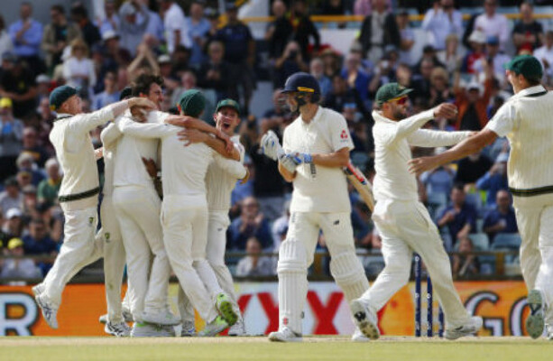 Australia win Ashes with crushing victory in third Test · The 42
