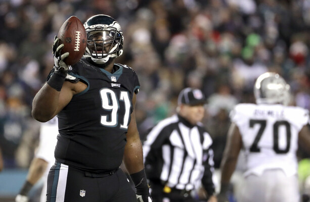 Eagles rip Raiders for top seed, Steelers claim bye · The 42