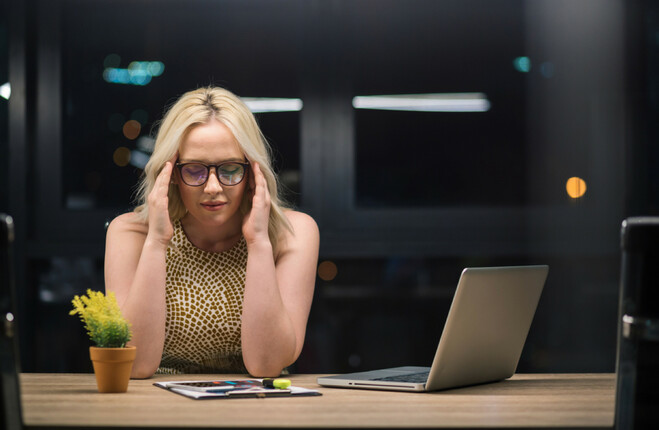Women who work nights have a strikingly increased risk of getting cancer