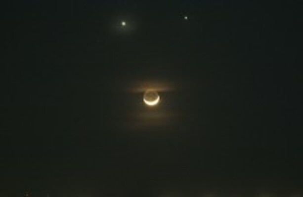 'Double Planet' in the skies tonight, as Venus and Jupiter blaze together
