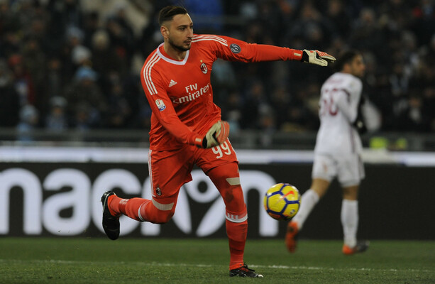 AC Milan's teenage 'keeper told to leave by his agent amid interest ...