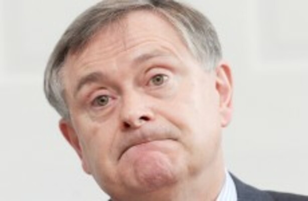 Howlin confirms review of €1.5bn of public sector allowances