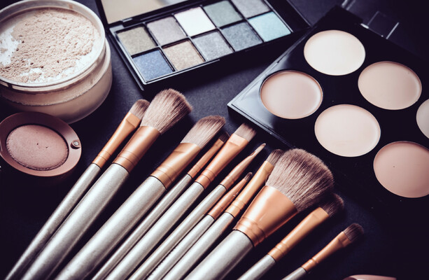 Arsenic and lead found in counterfeit makeup products sold to Irish ...