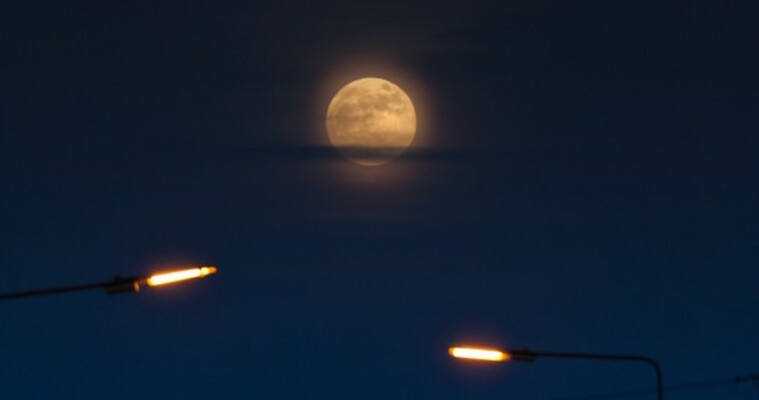 Gallery: The 'super moon' over Ireland · TheJournal.ie