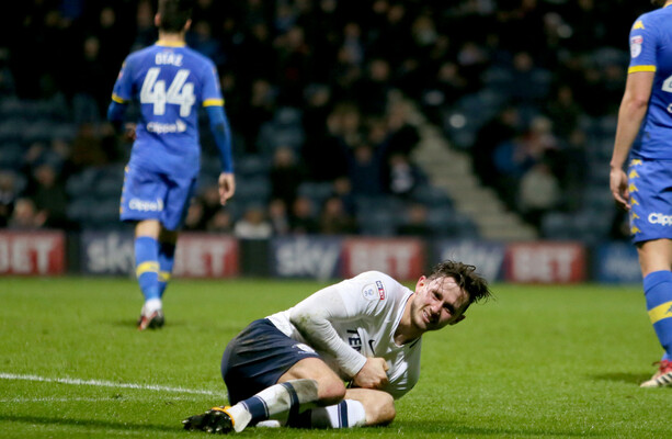 Alan Browne limps off as injury problems begin to mount for Mick McCarthy