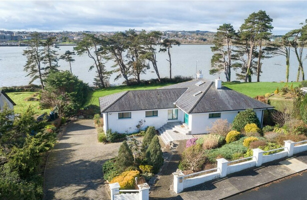 4 of a kind: Scenic riverside homes around the country · TheJournal.ie