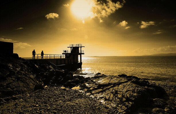 How to do Salthill like a pro - including the best parking, poitín, and ...
