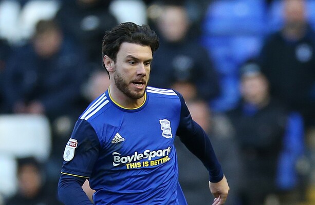 Ireland internationals Hogan and Robinson make impressive debuts