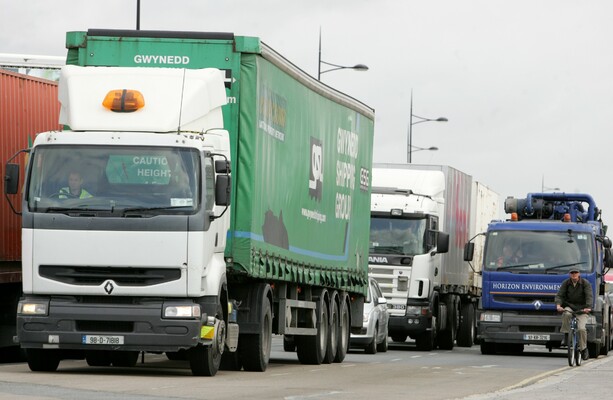 Relaxation of HGV driving and resting time rules to allow flow of ...