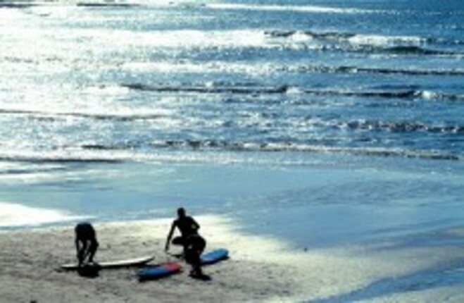 E-coli traces found in bathing water at three Clare holiday resorts