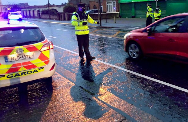 Over 100 garda checkpoints in operation every day as country enters Level 3