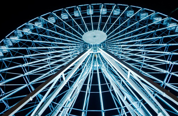 Event Guide: From festive ferris wheels to virtual concerts - some ...