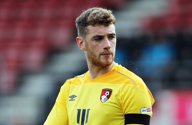 League One loan move for Ireland and Bournemouth goalkeeper Mark Travers