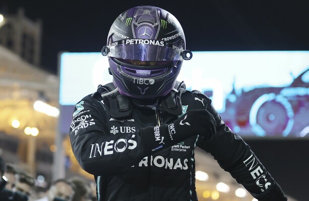 Lewis Hamilton holds off Verstappen to win season-opening Bahrain Grand ...