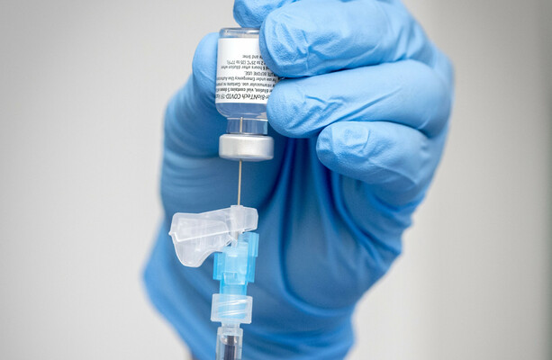 Pfizer pushes for third shot as variants drive new global outbreaks