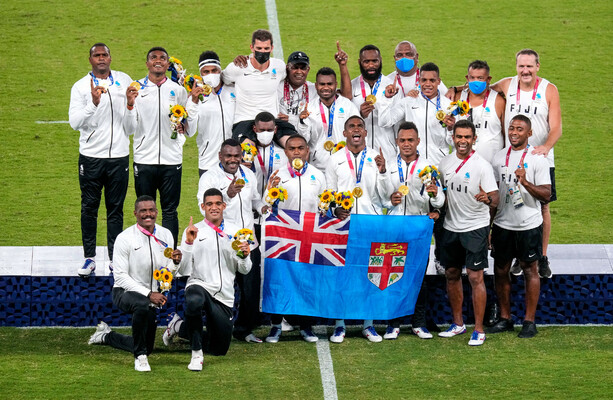 Fijian sevens team burst into a cappella song after defending Olympic title