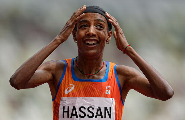 Sifan Hassan on course for unprecedented treble as she secures 5,000m gold