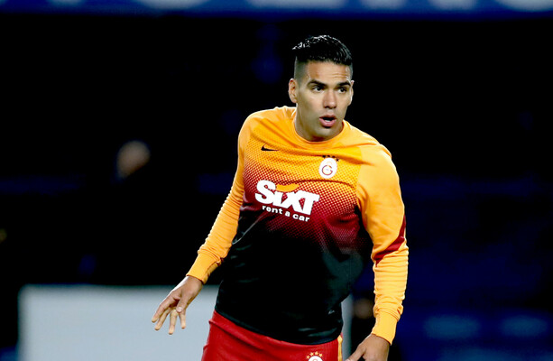 Former Man United and Monaco striker Falcao makes La Liga return