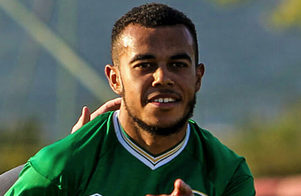 Police charge teenager with racially abusing Ireland U21 star Tyreik Wright