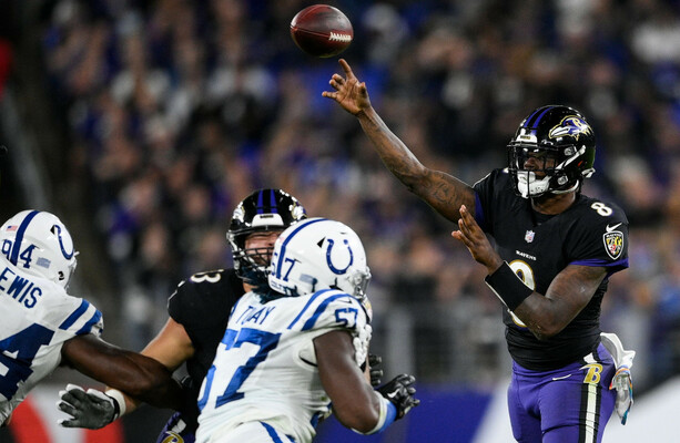 Lamar Jackson leads Baltimore Ravens to comeback win over Indianapolis ...